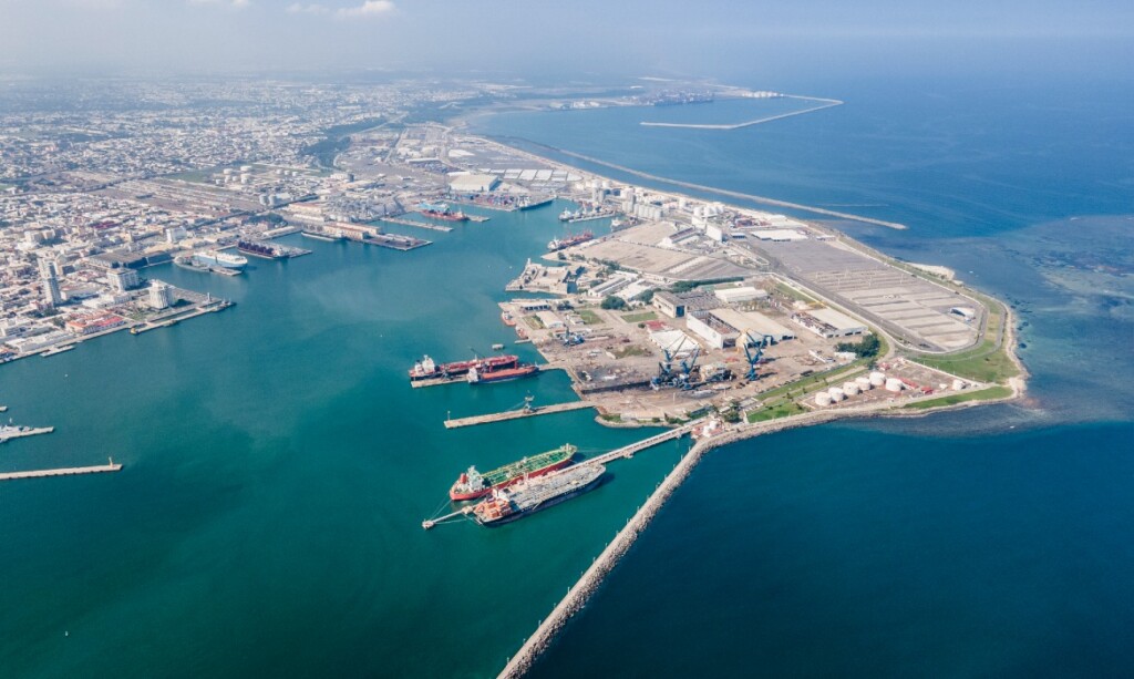 Port of Veracruz is strengthened with two new terminals: Asipona ...